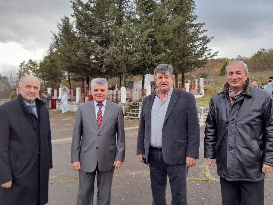 Τιμήθηκαν οι Αιτωλοακαρνάνες που έπεσαν στη μάχη της Γκραμπάλας ...